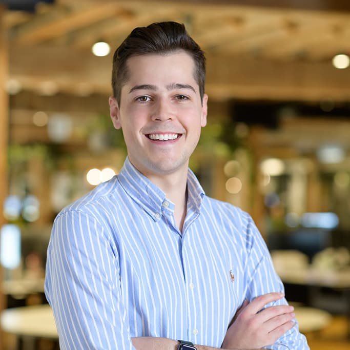 What Is a Service Agreement and What Should It Include? | LegalVision