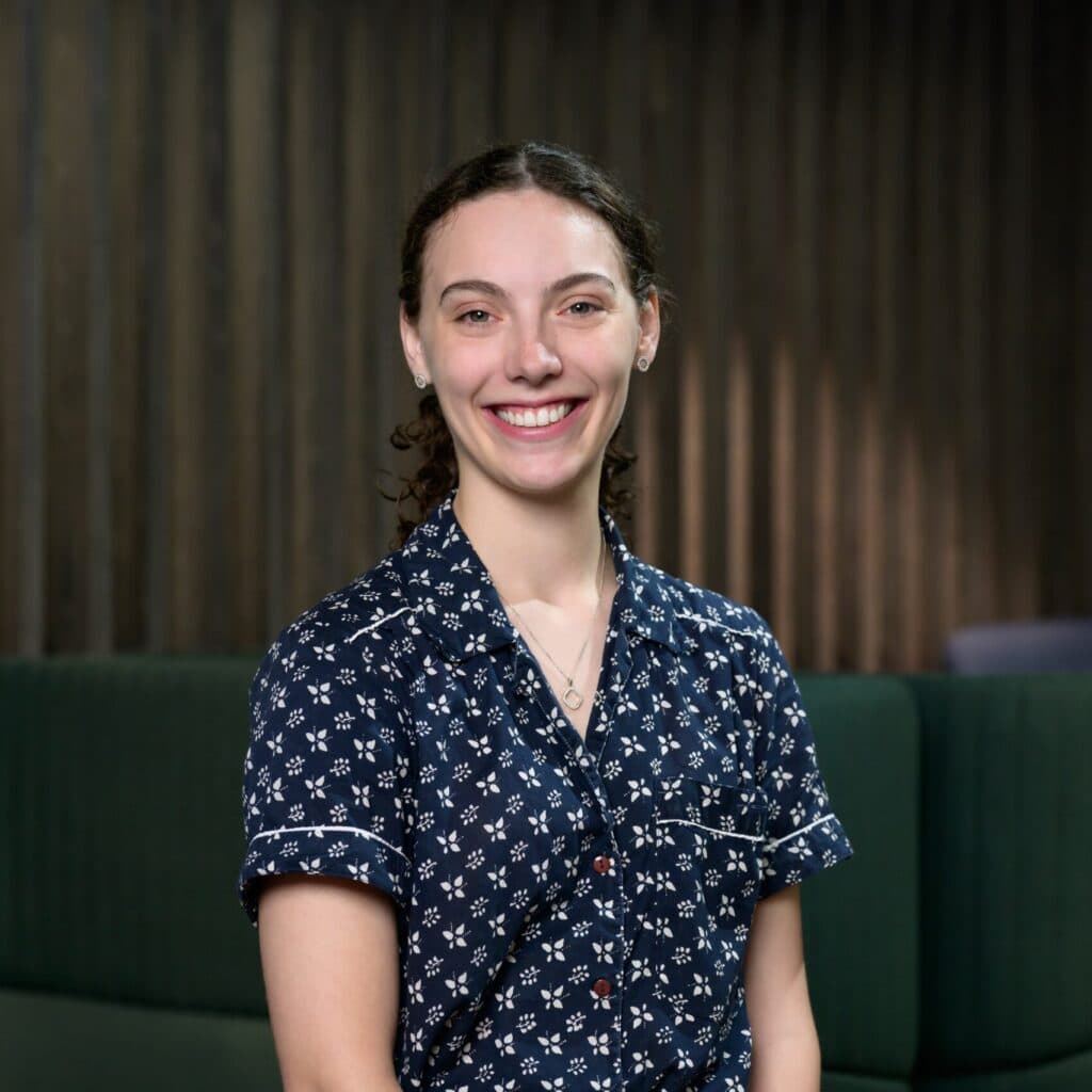 Amelia Walsh | Corporate Paralegal | LegalVision